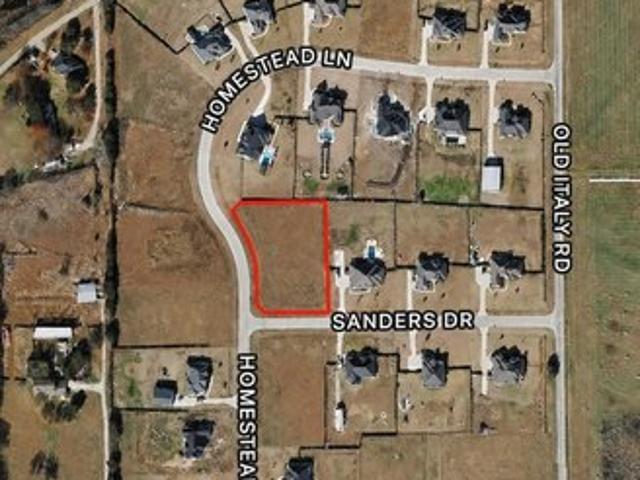112 Sanders Dr, Waxahachie, TX 75165