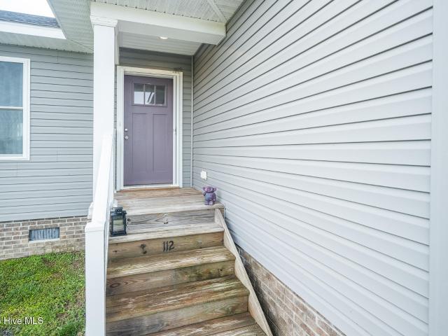 112 Sassafras Lane