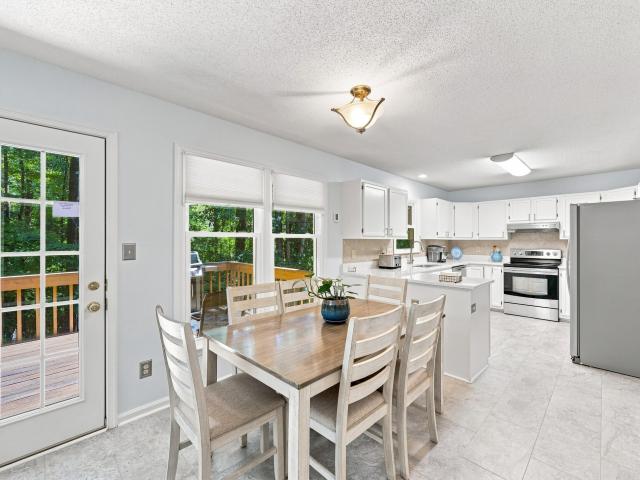 112 Sequoia Court