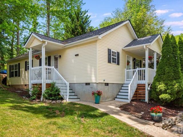 112 Shadowlawn Dr, Asheville, NC 28806