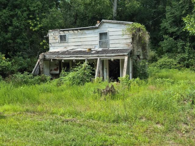 112 Sheppard Davis Road