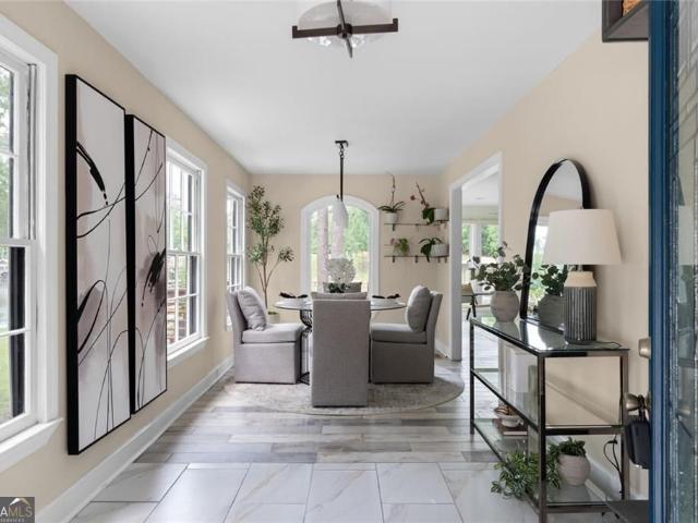 112 Sinclair Lane