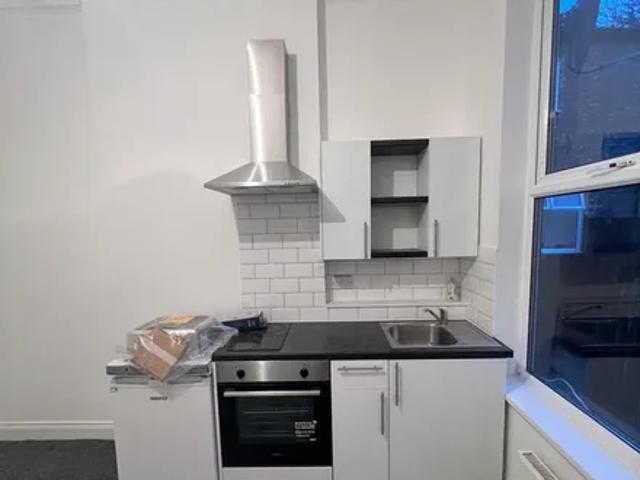 112 Station Road, The Hyde, London, NW4 4NJ, United Kingdom | 1 bed house for rent #166856556 | Rentberry