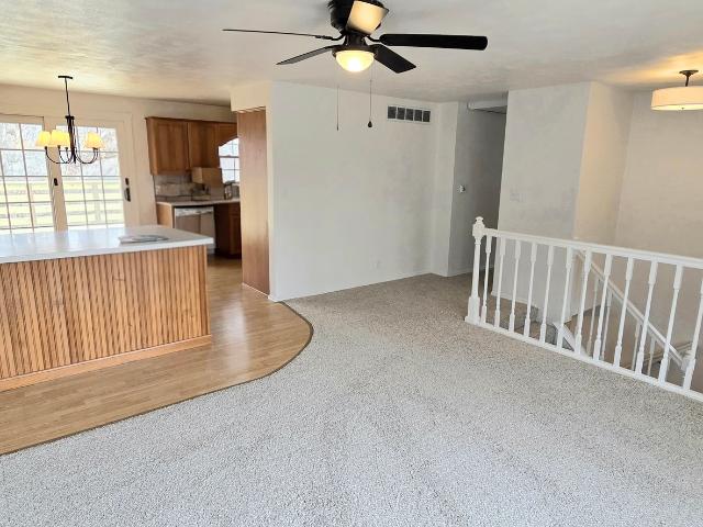 112 Summer Circle