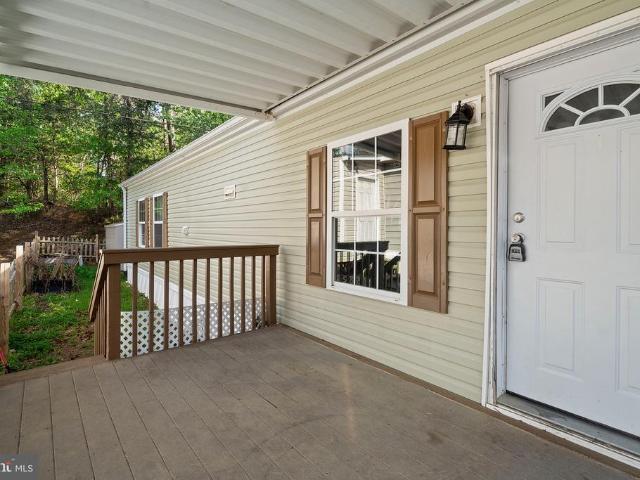 112 Paradise Court