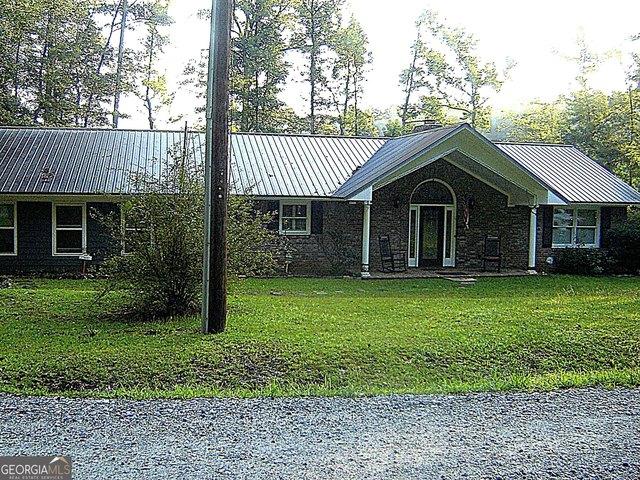 112 Peach Cir, West Point, GA 31833