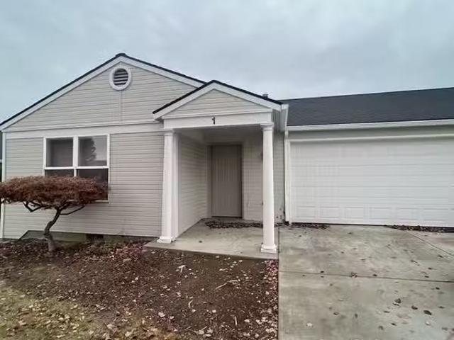 112 Peach Tree Ln #1 112 Peach Tree Lane