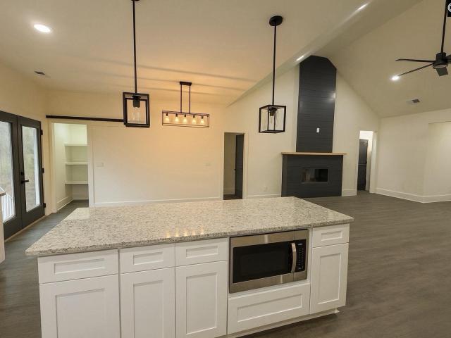 112 Pembrook Lane
