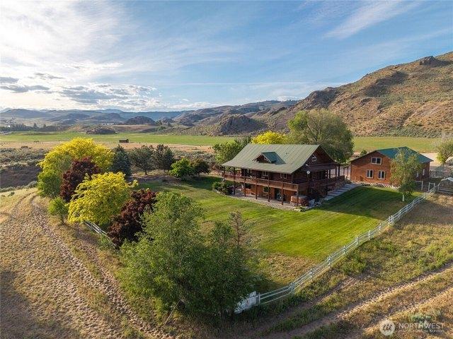 112 Pine Creek Rd, Tonasket, WA 98855