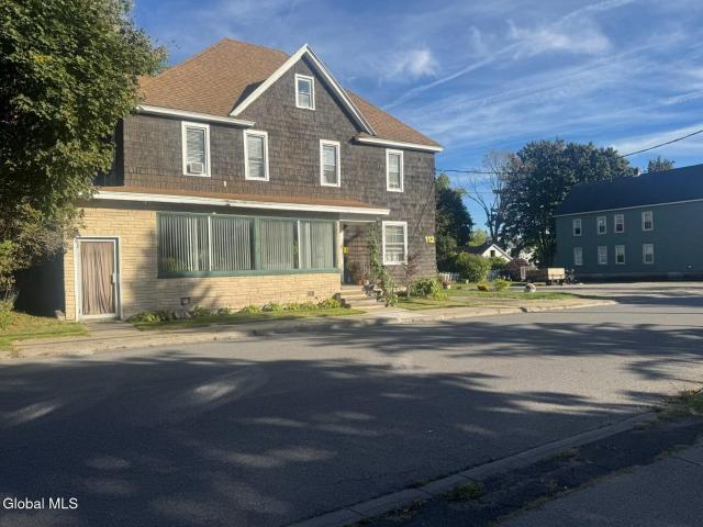 112 Pleasant Ave, Johnstown, NY 12095 | MLS #202526