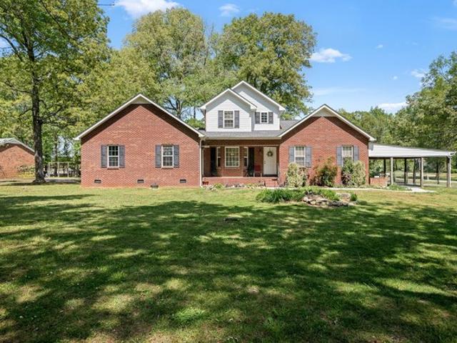 112 Prince Ln, Tullahoma, TN 37388