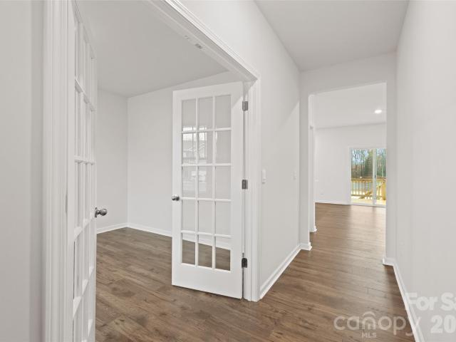 112 Queen Valley Way