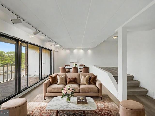 112 Roberts Lane # 300