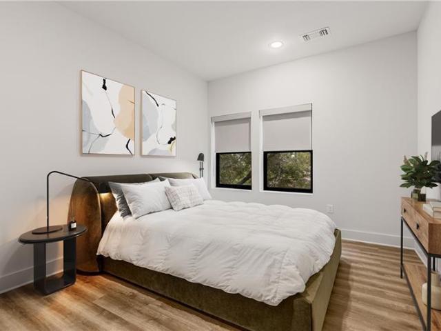 112 Rogers Street NE 303