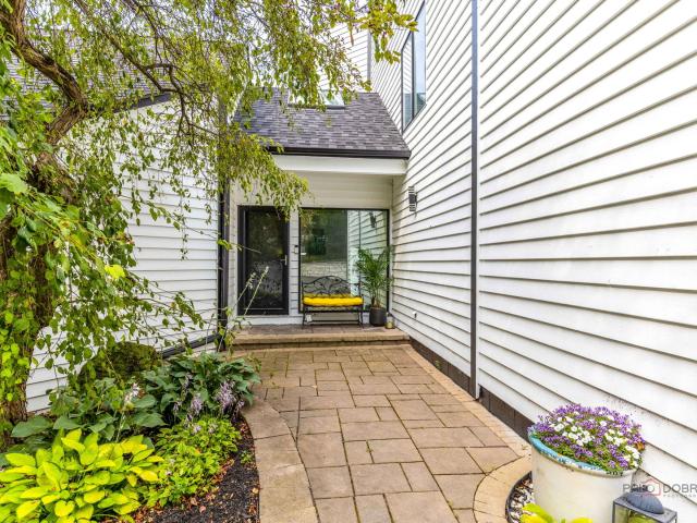 112 Ravine Lane