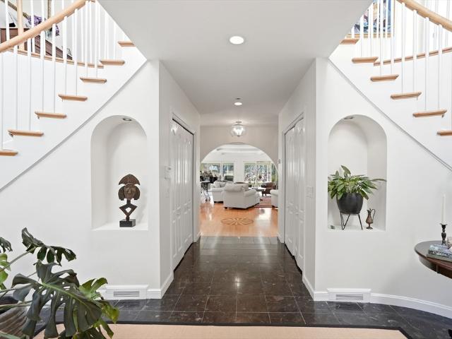 112 River Rd, Hanover, MA 02339 | MLS #73505