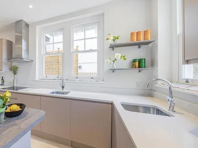 112 Rye Lane, London, SE15 4BQ, United Kingdom | Studio apartment for rent #135136570 | Rentberry