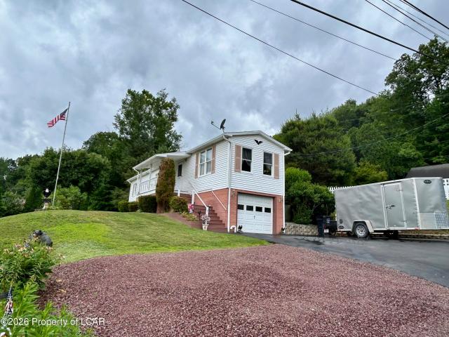 112 W Brady Street