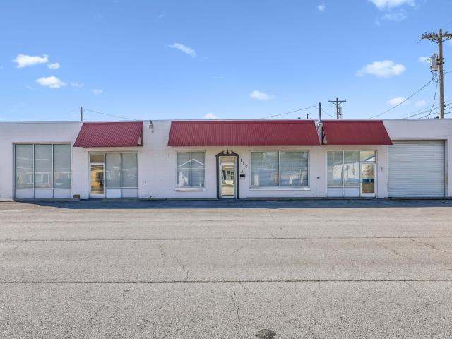 112 W Lauderdale St