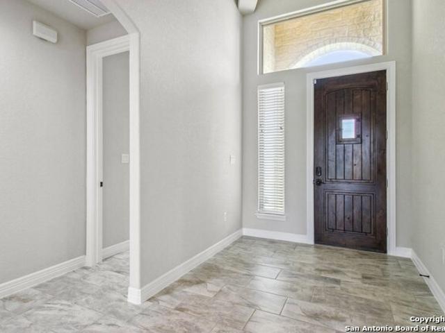 112 W Short Meadow