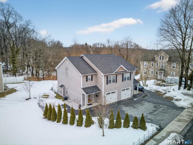 112 Woodruff Ave, Unit B, Watertown, CT 06795 | MLS #24156 | Compass