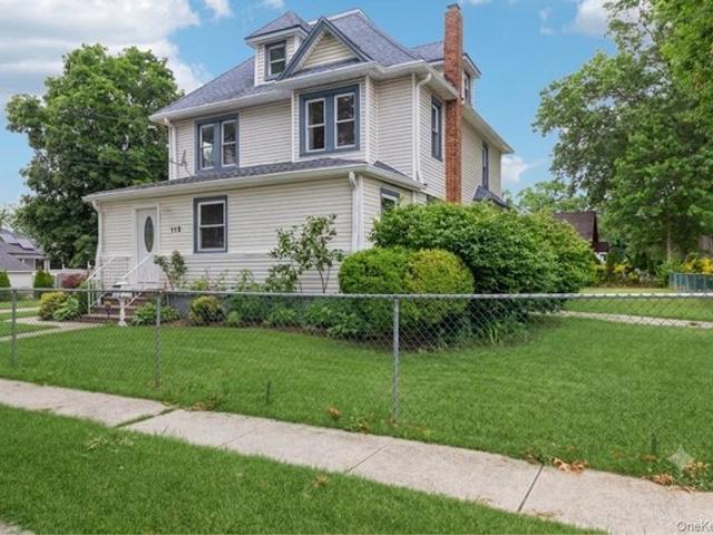 112 Woods Ave, Roosevelt, NY 11575