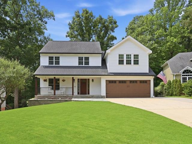 112 Waterfall Ct, Cary, NC 27513