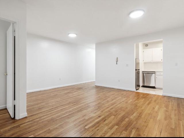 112 West 73rd Street, New York, NY
