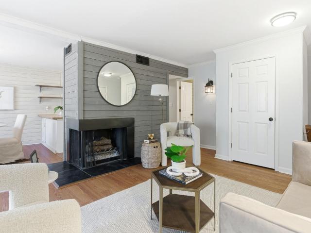 112 West Green # 112