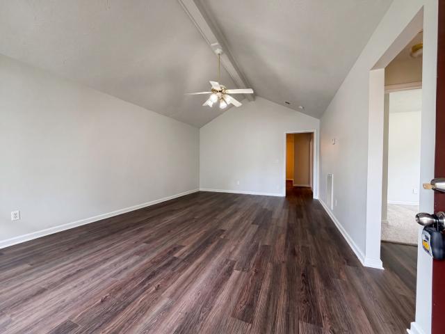 112 Westchester Dr