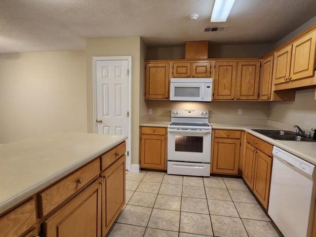 112 Westcott Lane 3 Bedroom Apartment for Rent at 112 Westcott Lane, Albany, GA 31721