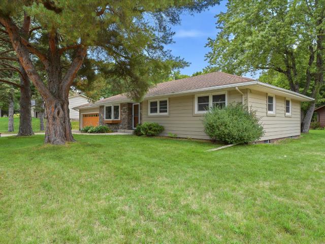112 Willow Drive SW
