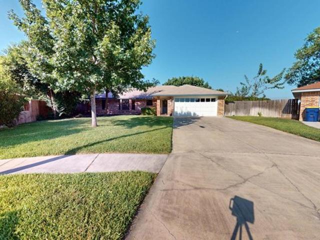 112 Tomahawk Cir, Cibolo, TX 78108