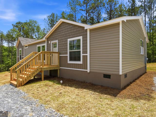 112 Thomas Drive