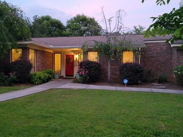 112 Treeside Dr NW, Rome, GA 30165