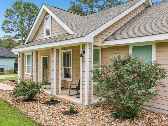 112 Twin Lakes Ln, Bastrop, TX 78602 | MLS #9829