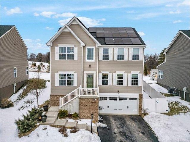 112 Valentino Ln, Zelienople, PA 16063