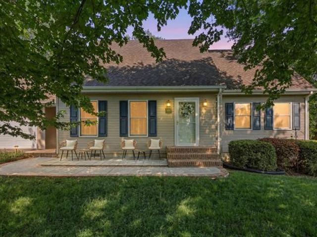 112 Valley Ct, Shepherdstown, WV 25443