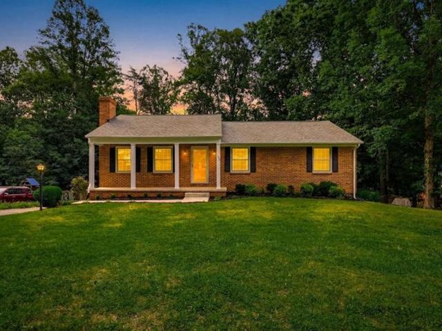 112 Valleywood Dr, Forest, VA 24551