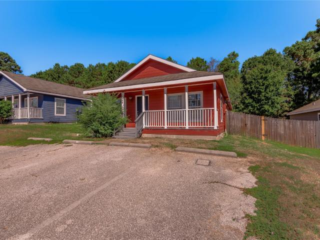 112 Varsity Drive