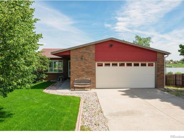 112 Victoria Drive