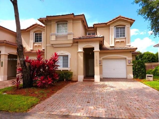 11341 73rd Ter NW, Doral, FL 33178