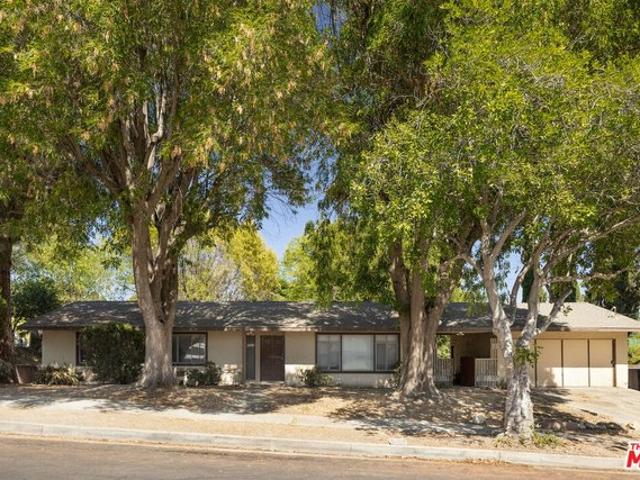 11342 Jeff Ave, Lake View Terrace, CA 91342