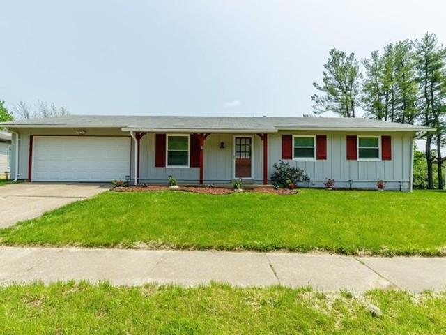 11342 Stonymont Dr, Saint Louis, MO 63136