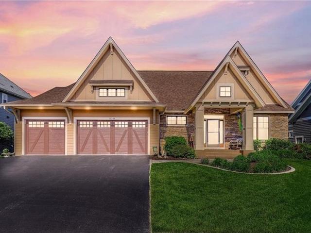 11344 Blazingstar Ln, Lake Elmo, MN 55042