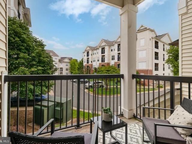 11345 Aristotle Dr #6 208, Fairfax, VA 22030
