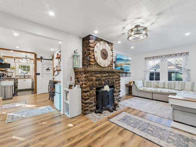 1134 NW Catawba Road