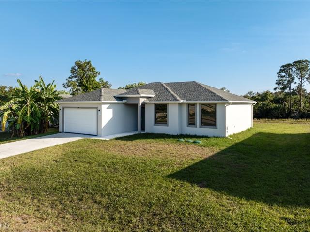 1134 Cummings St E, Lehigh Acres, FL 33974 | MLS #2026001
