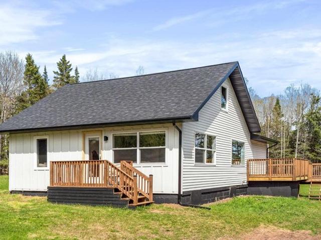 1134 Shoreview Rd, Two Harbors, MN 55616