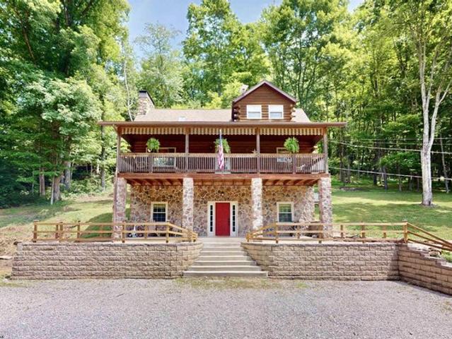 1134 Turkey Run Rd, Grafton, WV 26354